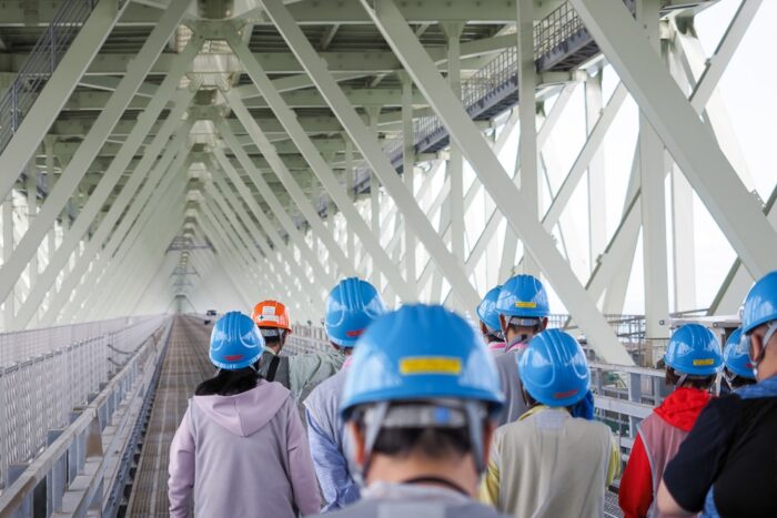 高さ約300mからの絶景パノラマ！「明石海峡大橋 ブリッジワールド」 Feel KOBE | 神戸ジャーナル